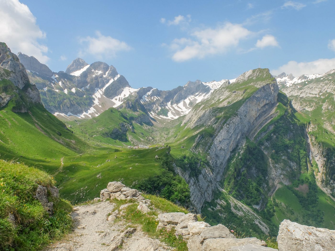 Auf dem Schrennenweg zur Meglisalp – Rohkost- und Tourentagebuch