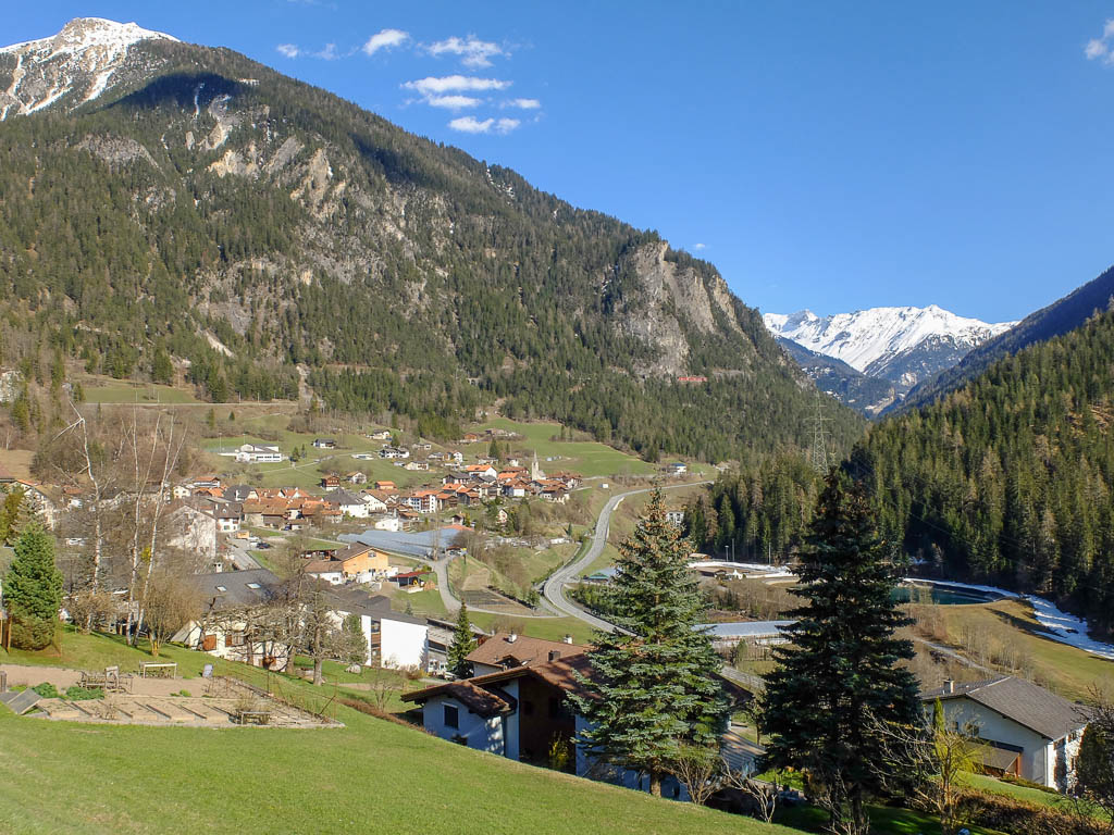 Wanderung zur Burgruine Greifenstein bei Filisur – Rohkost- und ...